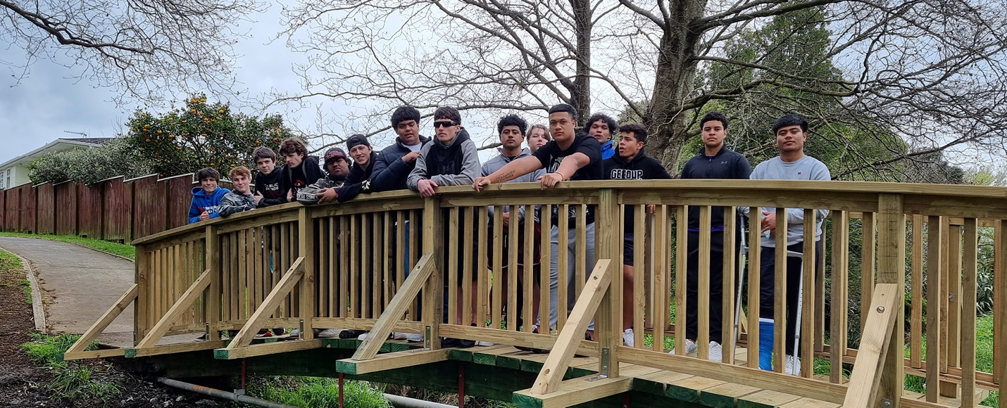 Three new footbridges delivered early by high school 'apprentices' in ...