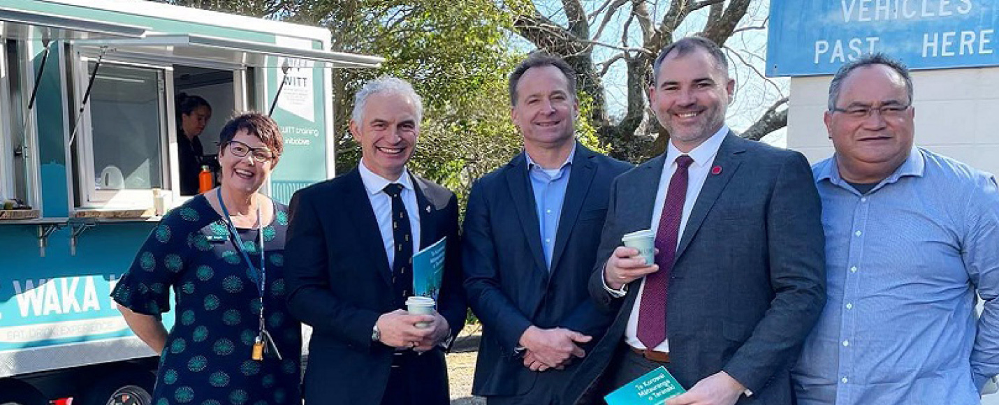 Minster Stuart Nash visits WITT